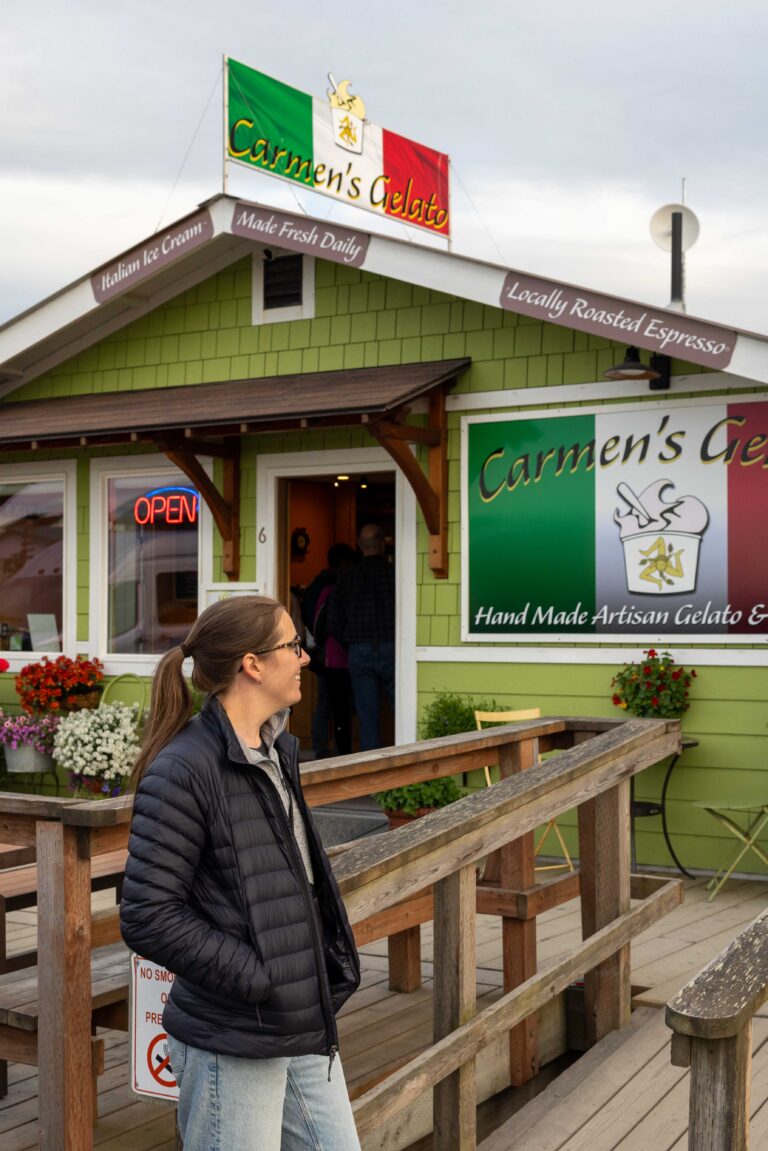 9 Can’t-Miss Restaurants in Homer, Alaska (Best Eats in Town!)