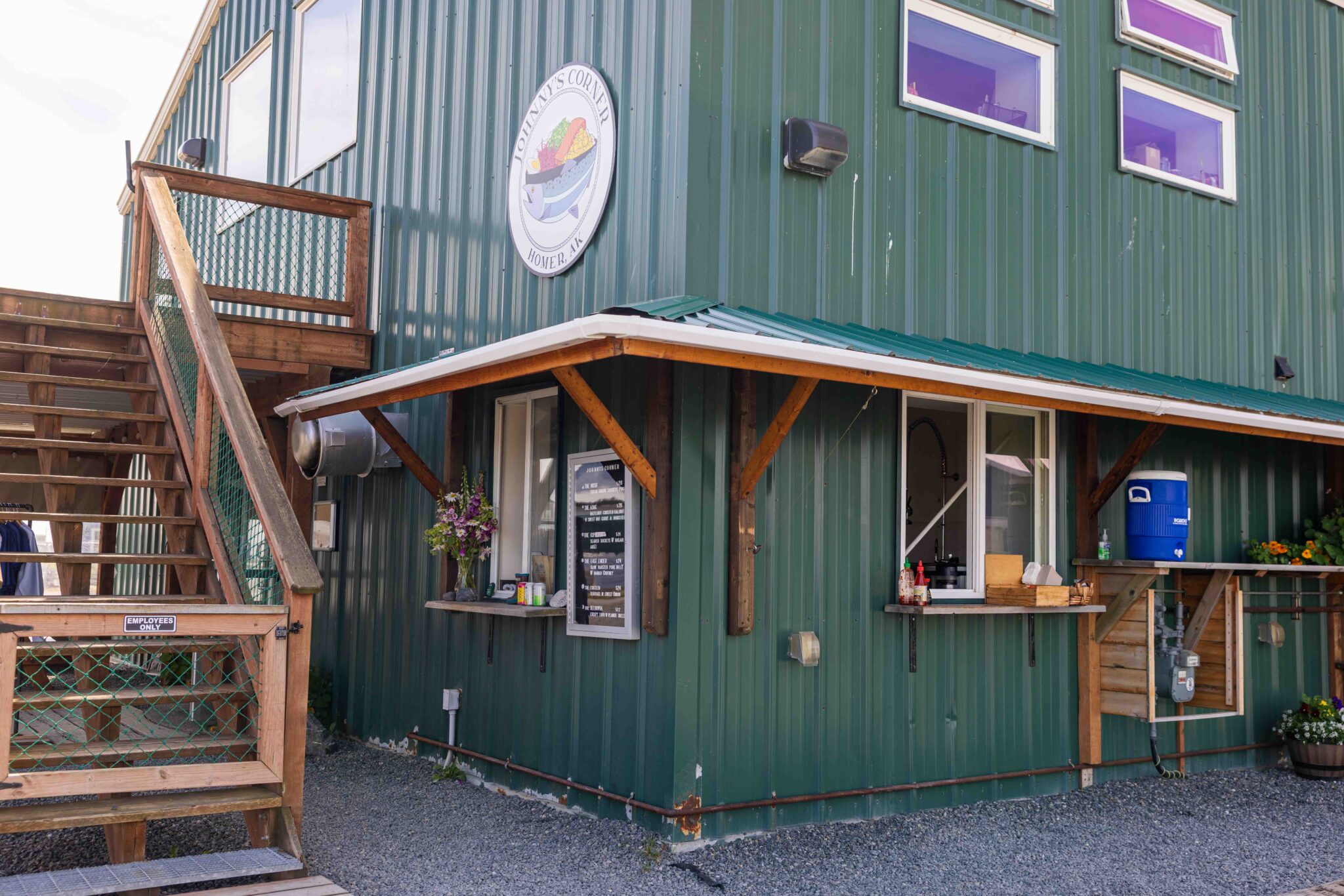 9 Can’t-Miss Restaurants in Homer, Alaska (Best Eats in Town!)