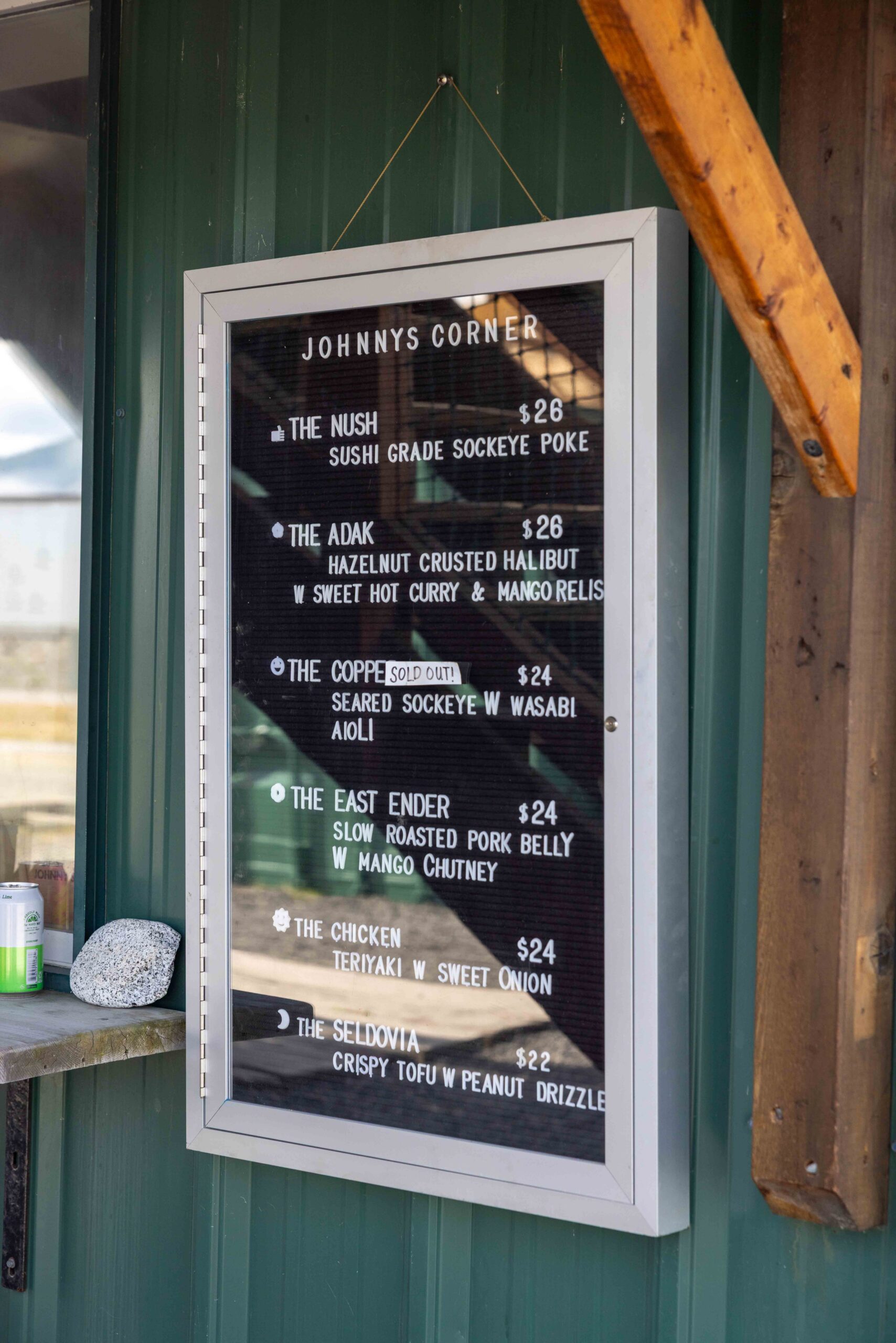 9 Can’t-Miss Restaurants in Homer, Alaska (Best Eats in Town!)