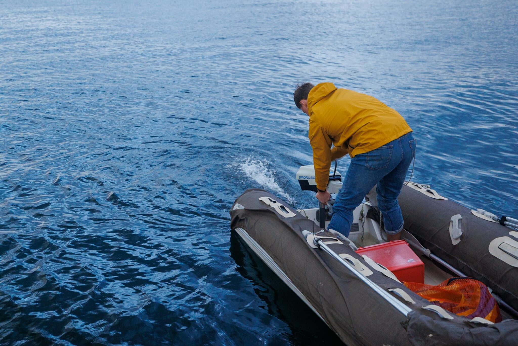 Dinghy Essentials - Everything You Need to Keep In Your Dinghy | Scho & Jo