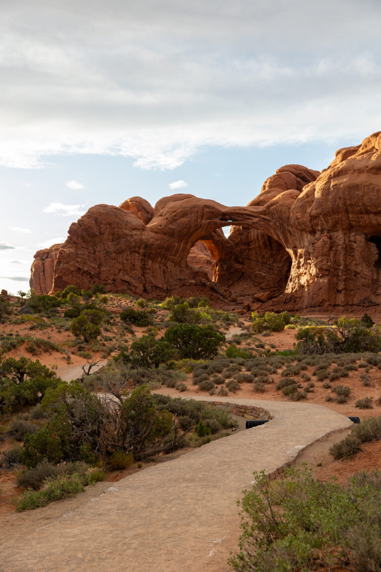 11 Best Easy Hikes in Arches National Park